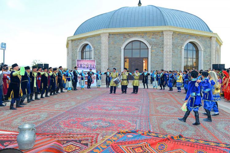 Yalli (Kocheri,Tanzara) “Traditional group dances of Nakhchivan” were ...